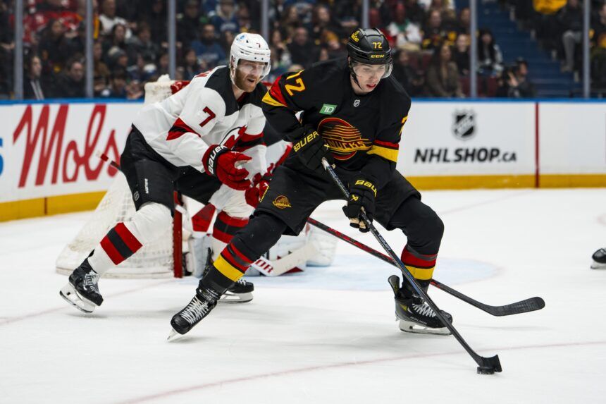 Glass Powers Devils Past Canucks as New Jersey Edges Vancouver 5-4 ...